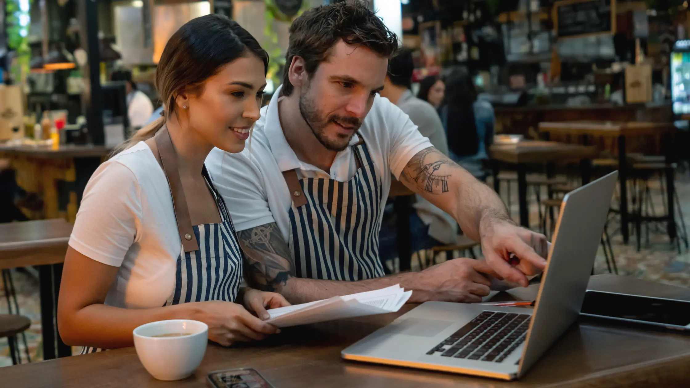 A Guide To Improving The Steps Of Fine Dining Service A Guide To Improving The Steps Of Fine Dining Service